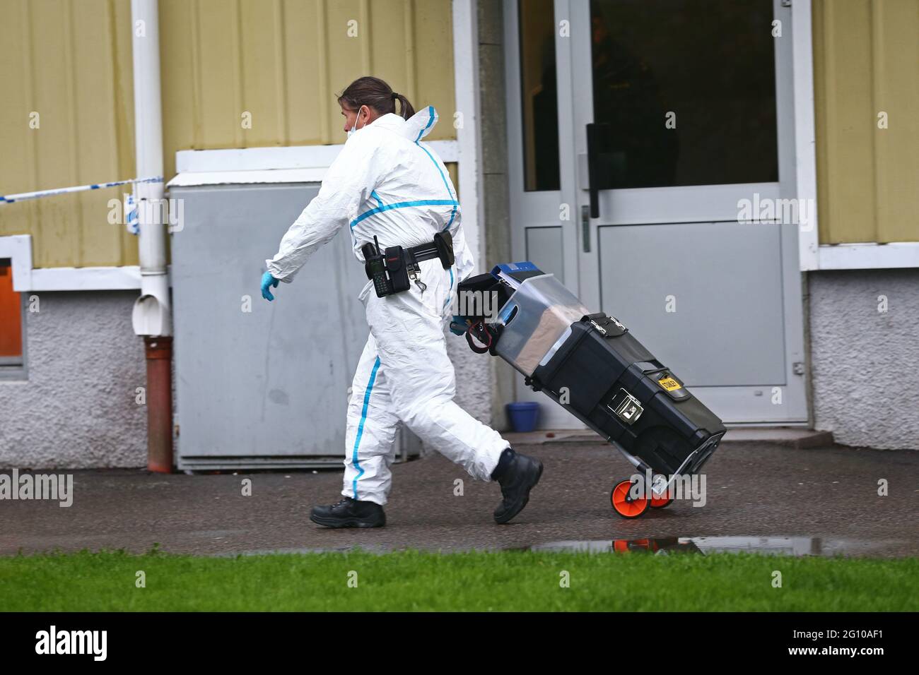 Police forensics officers at a crime scene Stock Photo - Alamy