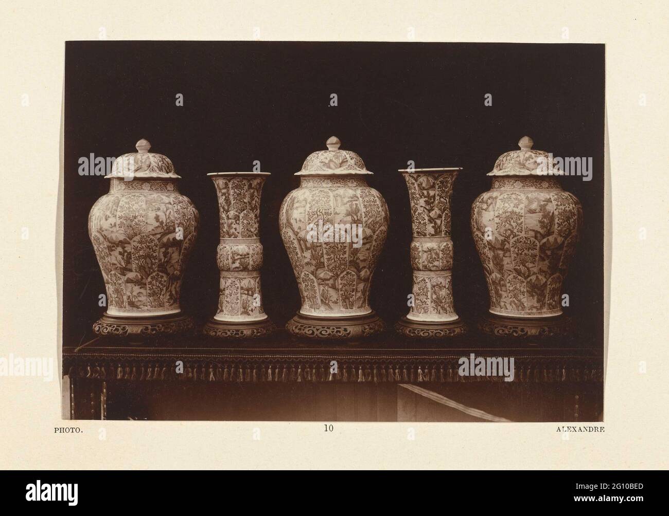 Porcelein High Resolution Stock Photography and Images - Alamy