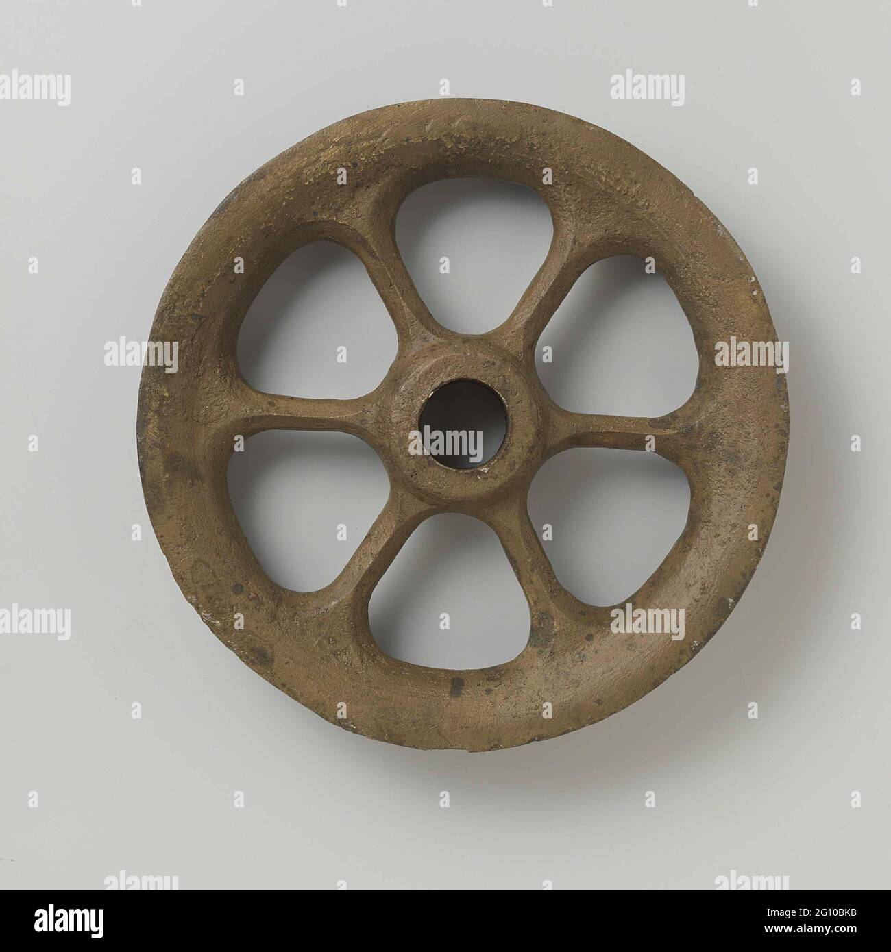 Heavy round bronze disc hi-res stock photography and images - Alamy