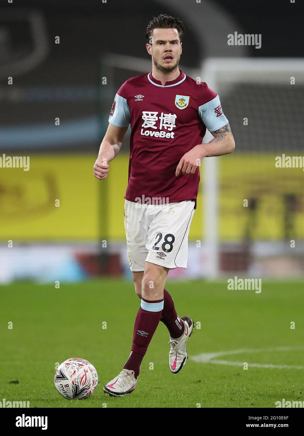 Kevin long burnley 2021 hi-res stock photography and images - Alamy
