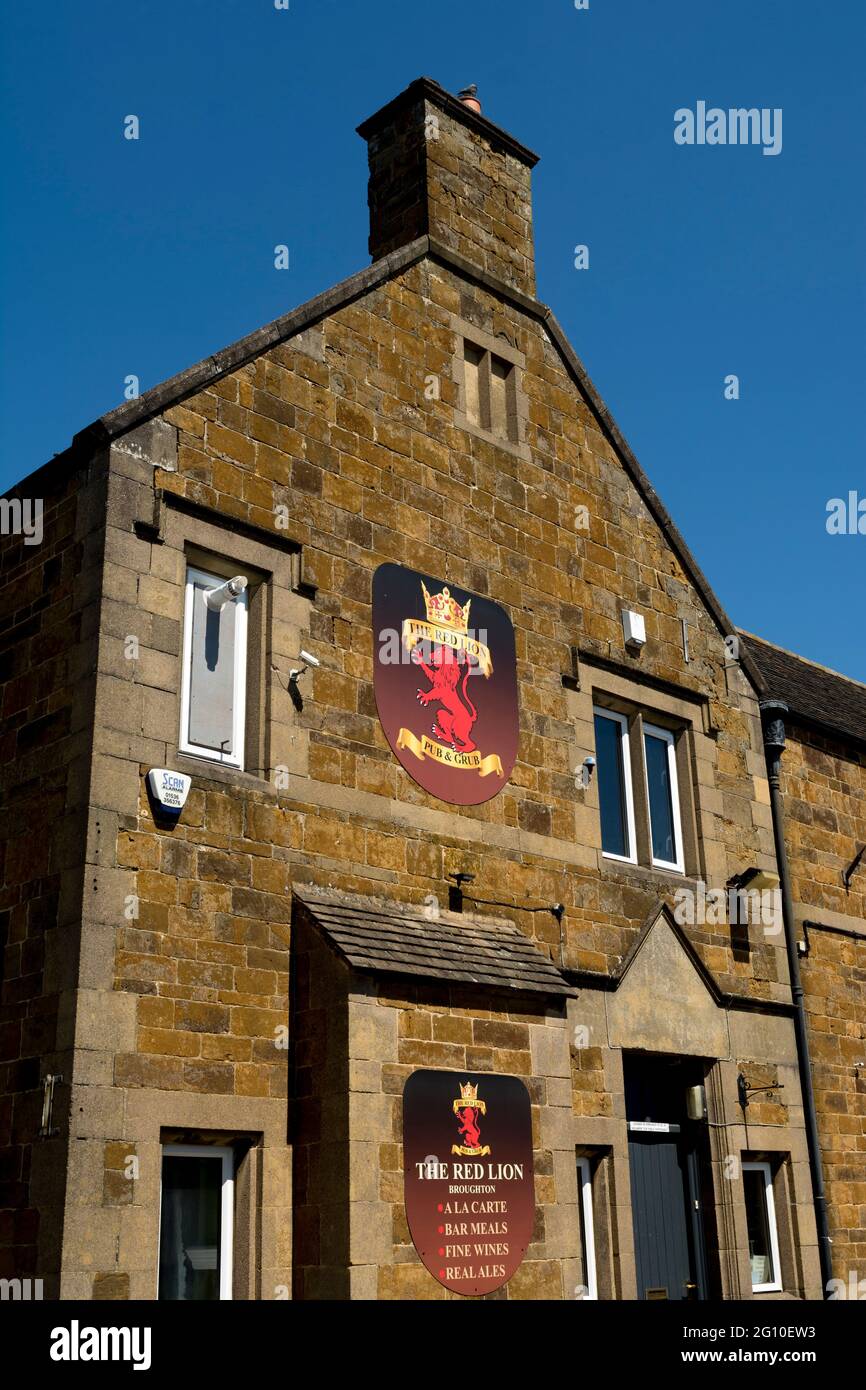 The Red Lion pub, Broughton, Northamptonshire, England, UK Stock Photo ...