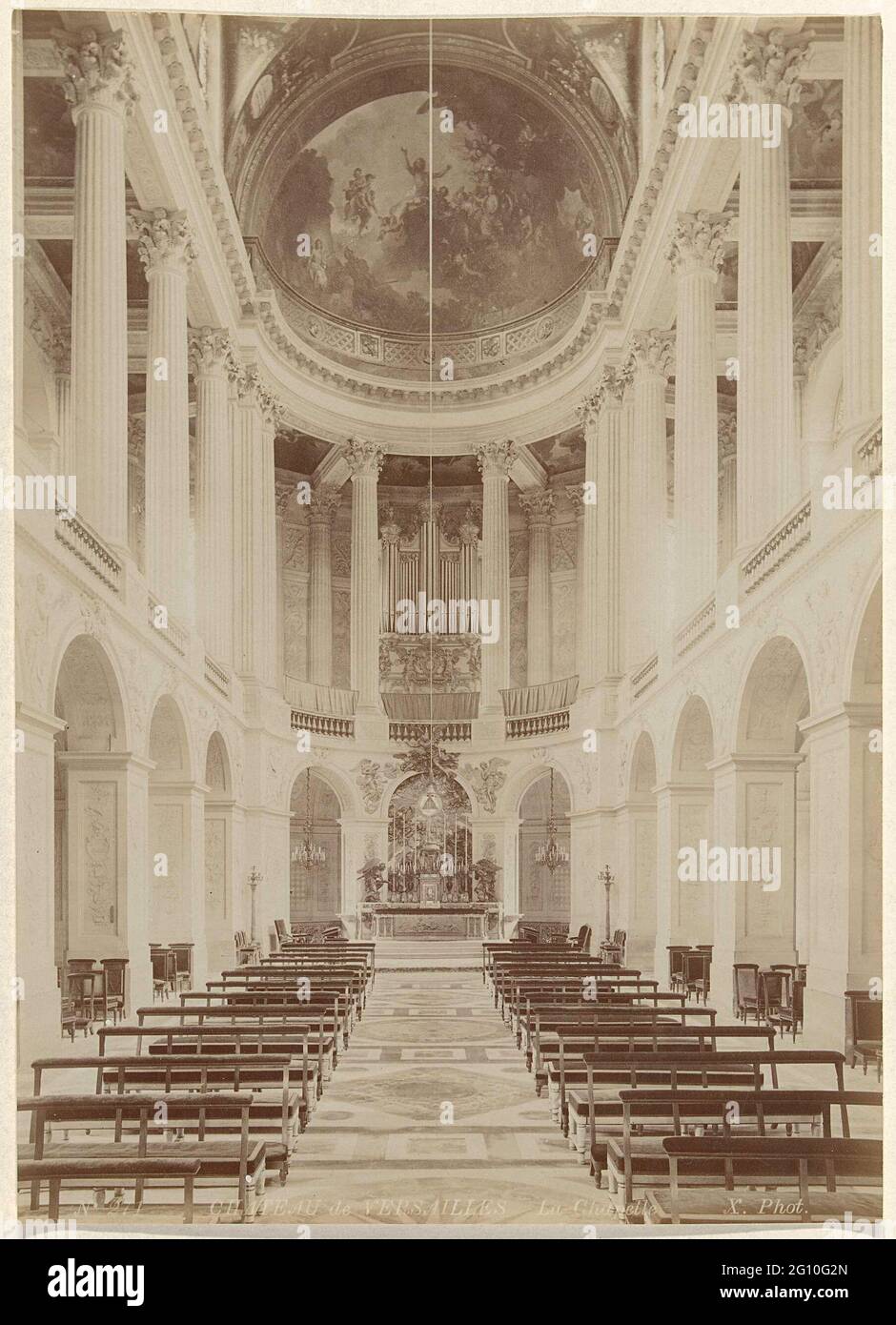The chapel of the Palace of Versailles; 271 Château de Versailles. La ...