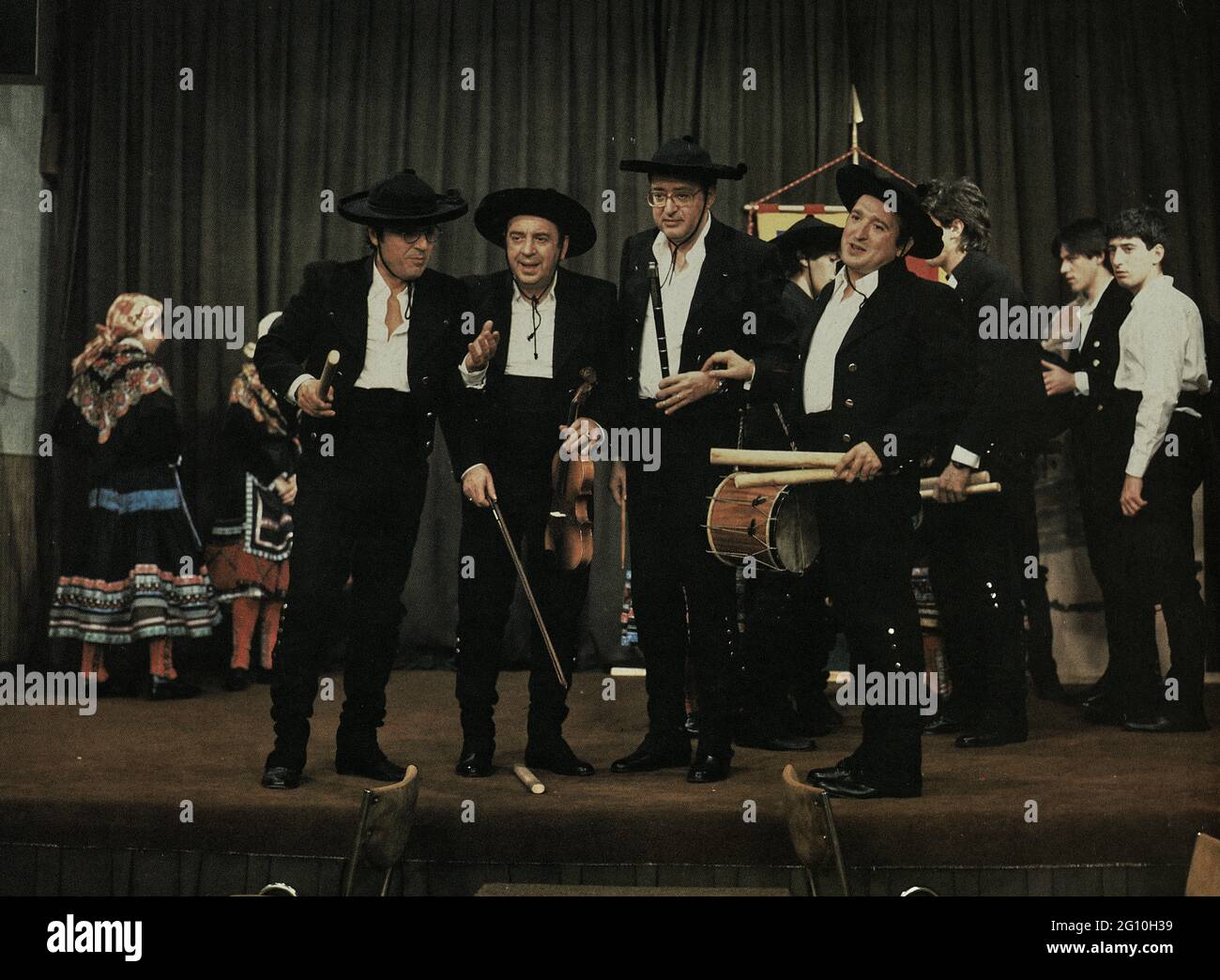 Lola nos lleva al huerto hi-res stock photography and images - Alamy