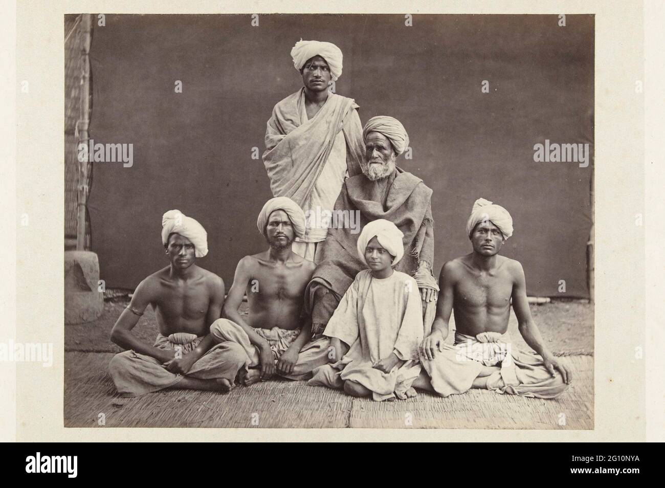 Six indian men hi-res stock photography and images - Alamy
