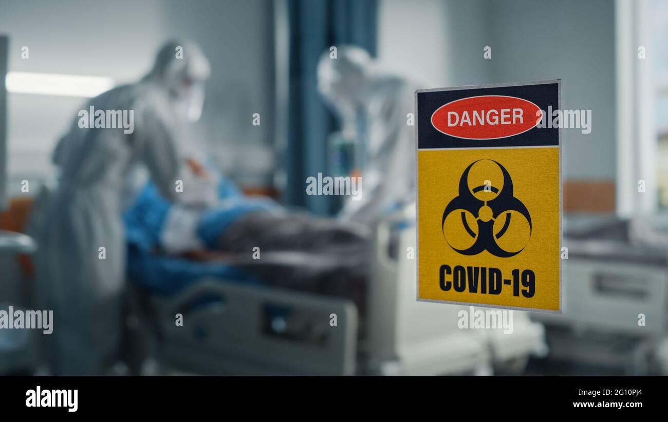 Hospital Coronavirus Emergency Department Ward: Doctors wearing ...