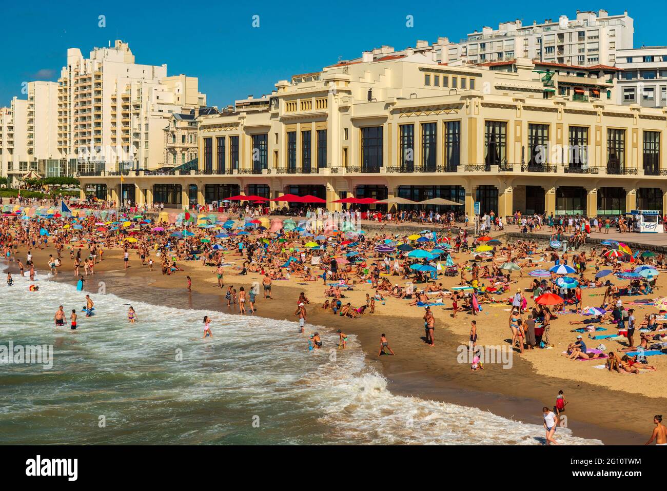 FRANCE, PYRA©NA©ES-ATLANTIQUES (64), BIARRITZ, LA GRANDE PLAGE ...