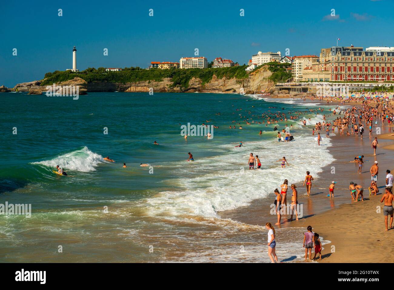 FRANCE. PYRENEES-ATLANTIQUES (64) BIARRITZ, LA GRANDE PLAGE (LARGEST ...
