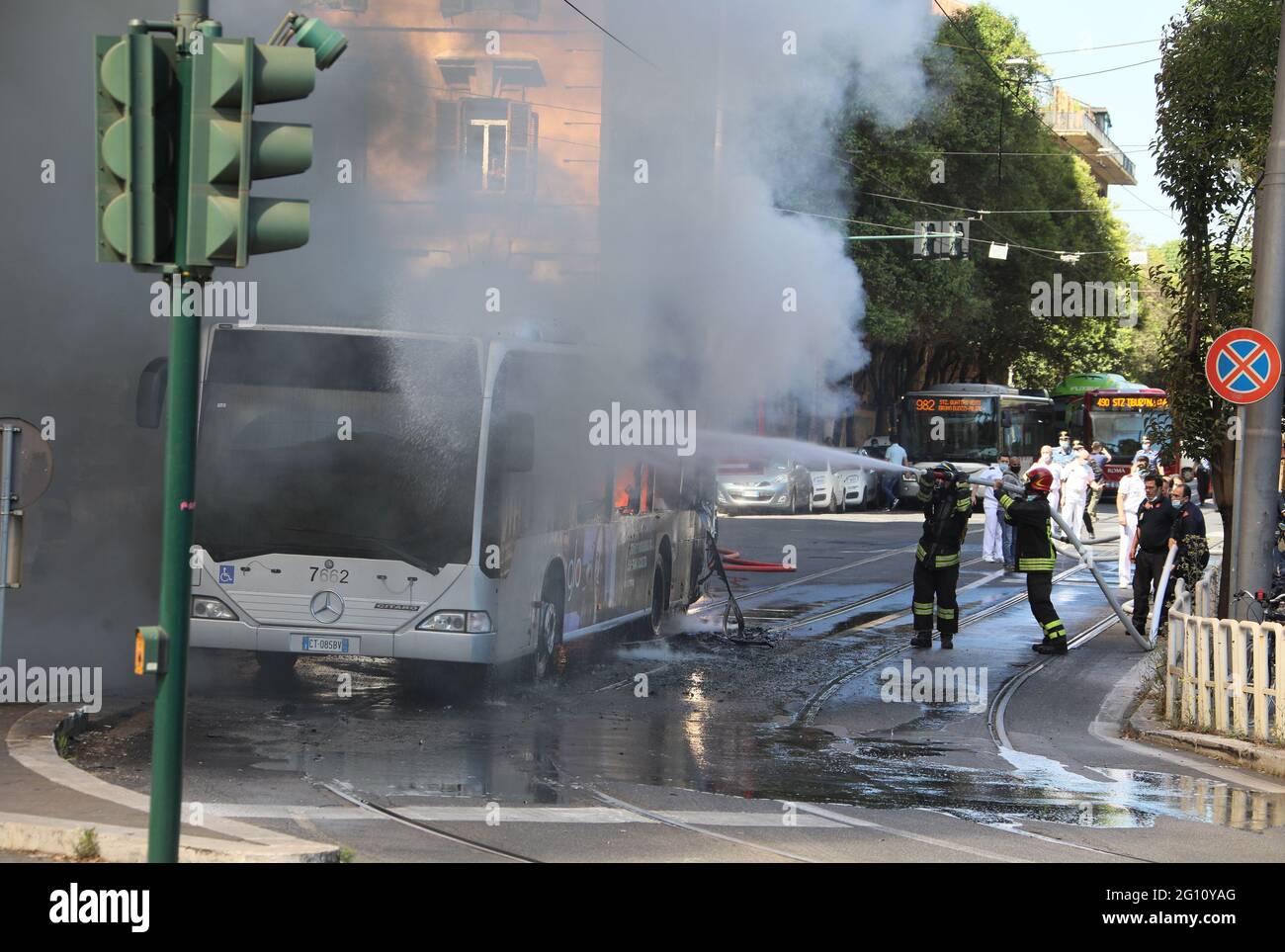 Bus fire rome hi-res stock photography and images - Alamy