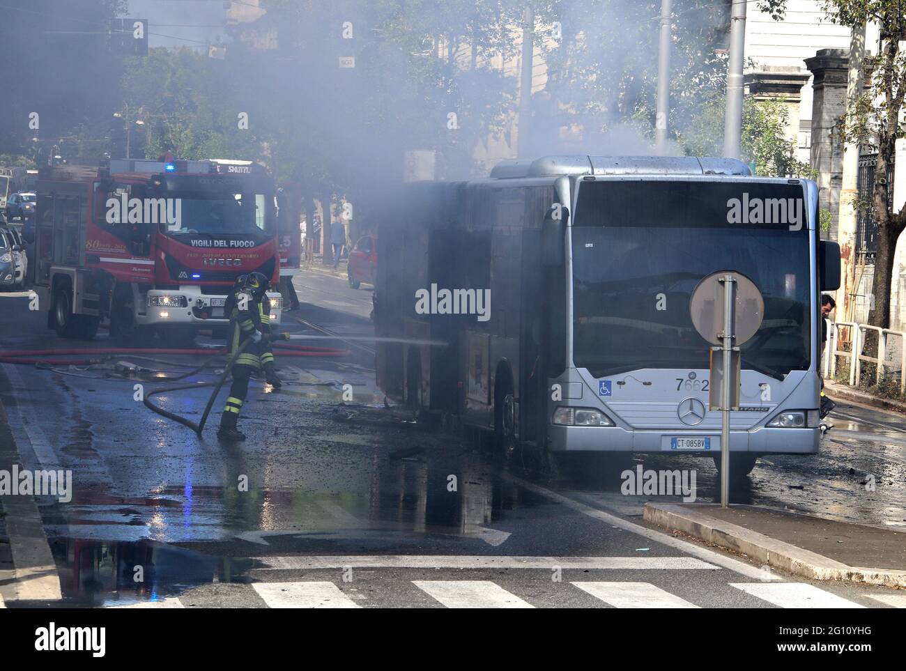 Bus fire rome hi-res stock photography and images - Alamy