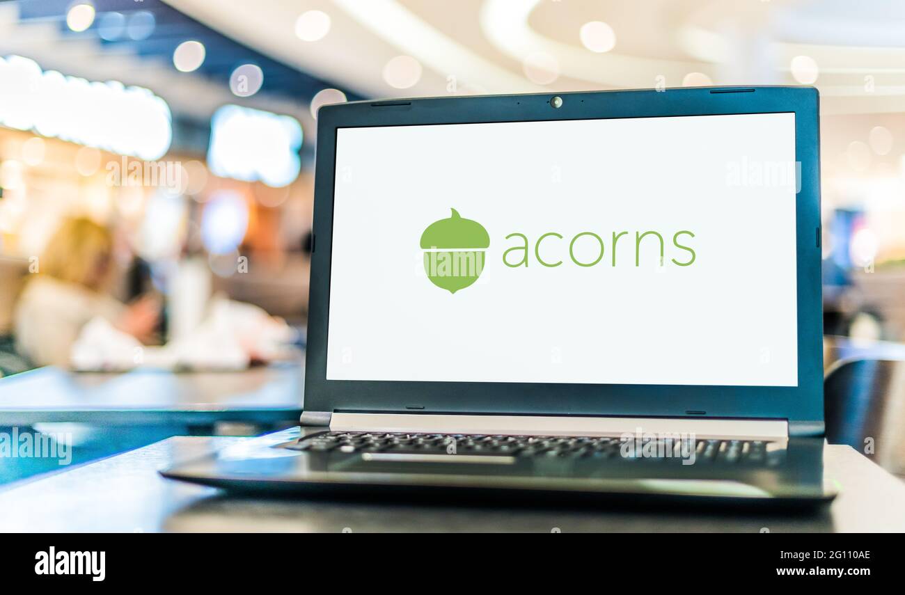 Acorns app logo hi-res stock photography and images - Alamy
