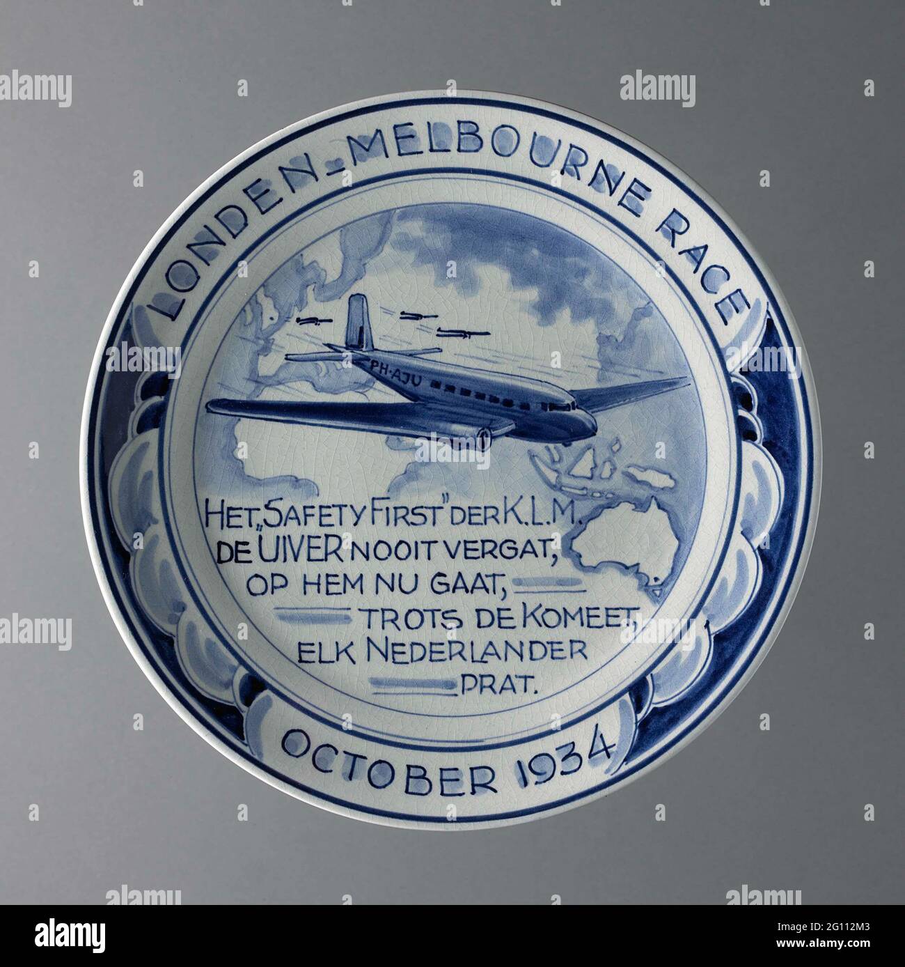 London - Melbourne Race, October 1934. Plate, blue painted with image ...