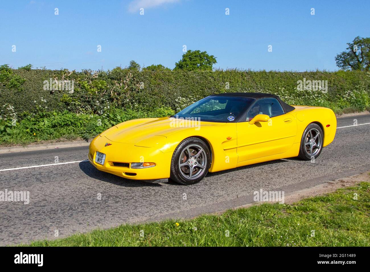 2000 yellow 5700cc GMC General Motors Chevrolet Chevy sports cars ...