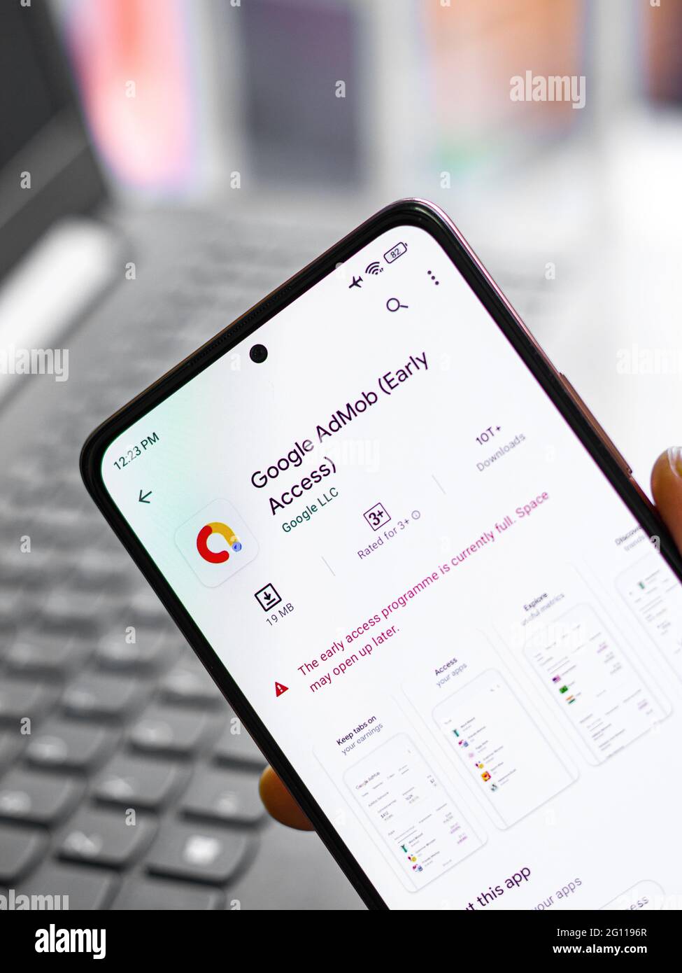 Google admob logo hi-res stock photography and images - Alamy