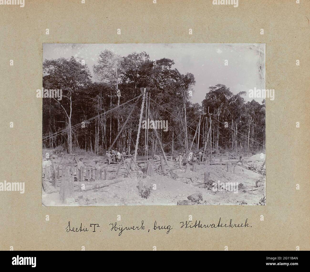 Section T. Hijwerk, Bridge Witwaterkreek. Headwork for the construction ...