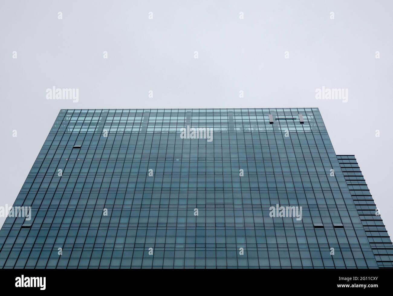 HYBE, June 1, 2021 : The new headquarters building of HYBE in Seoul ...