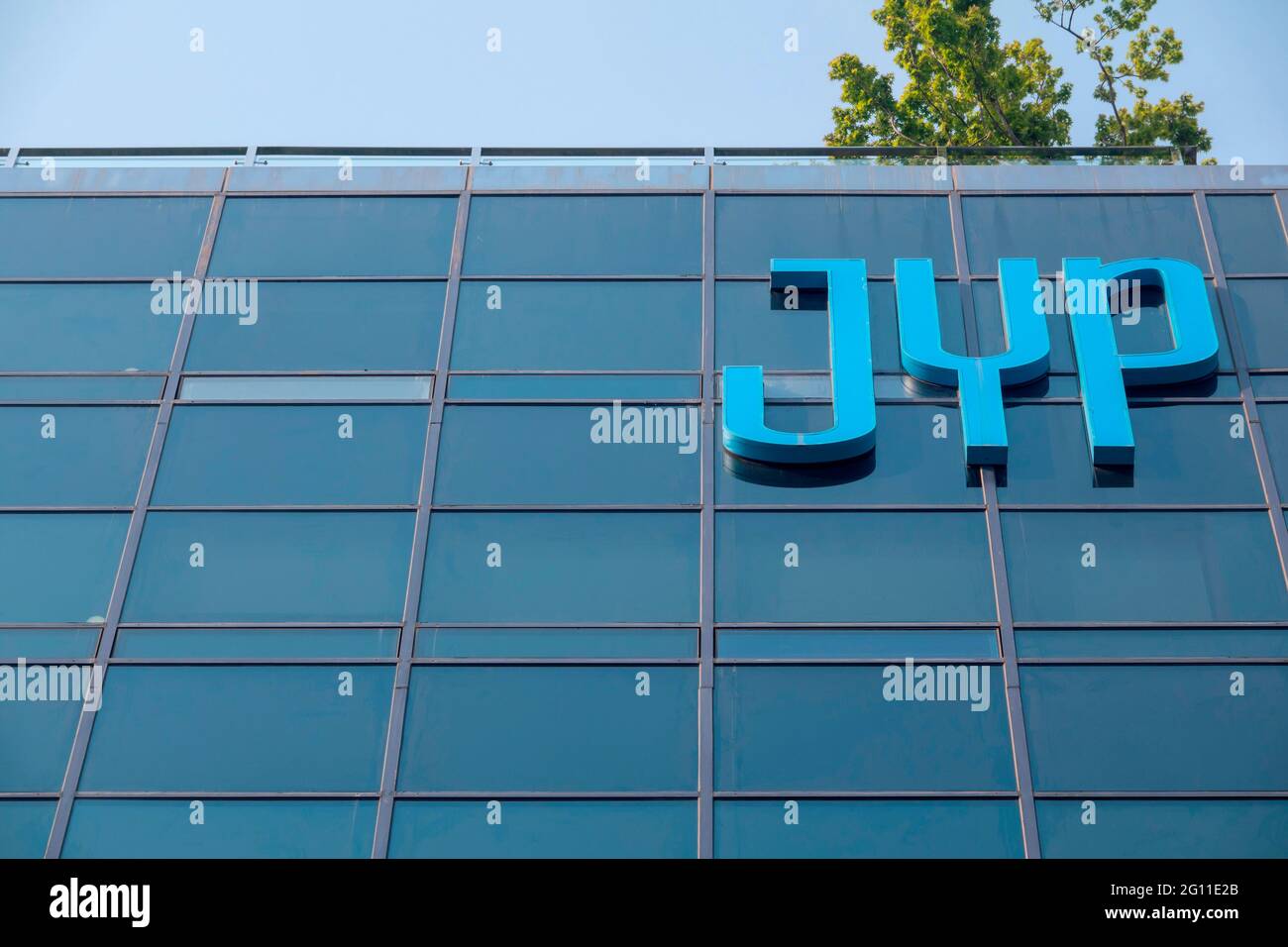 JYP Entertainment, June 2, 2021 : The new headquarters building of JYP ...