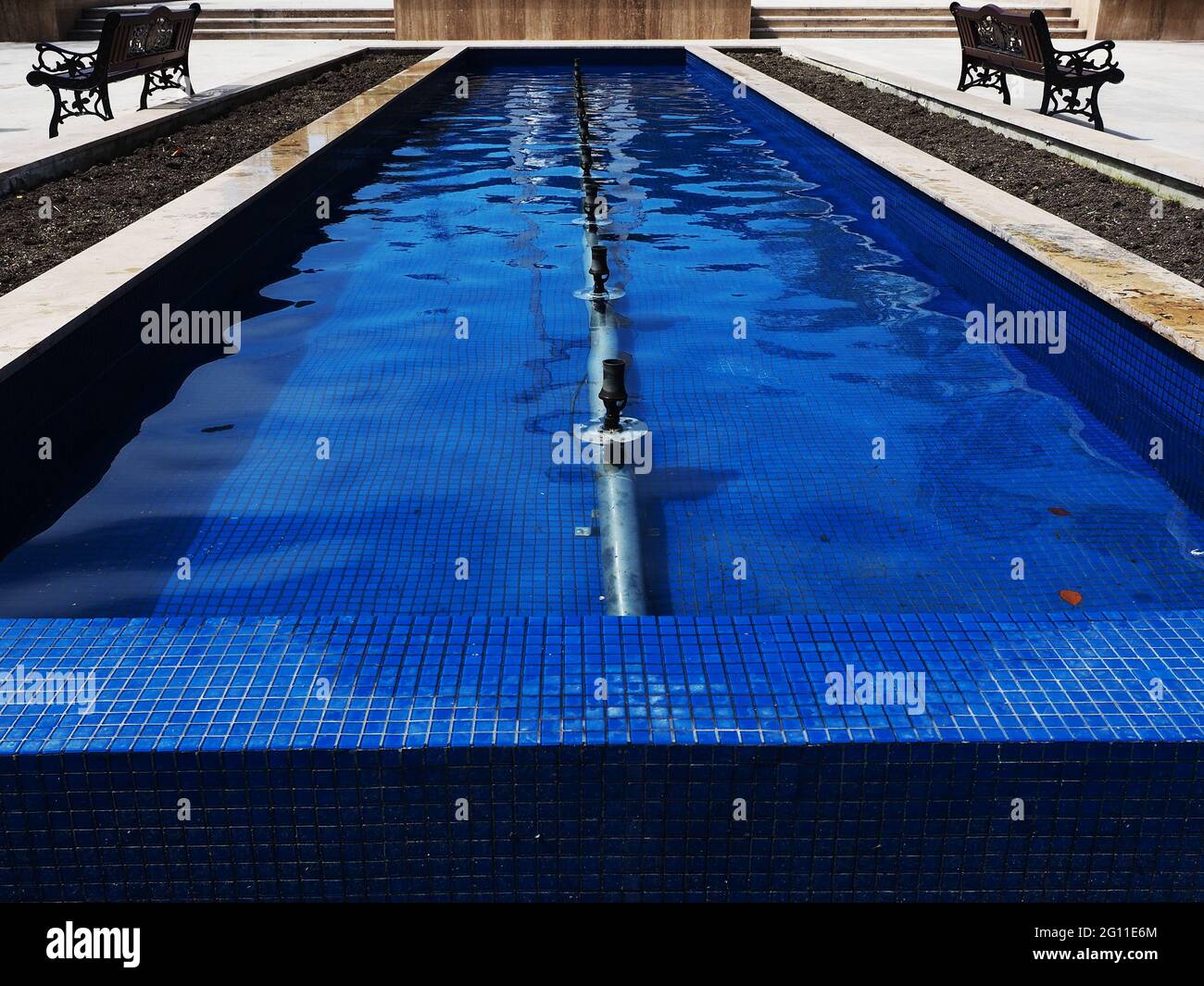 Iron pool hi-res stock photography and images - Alamy