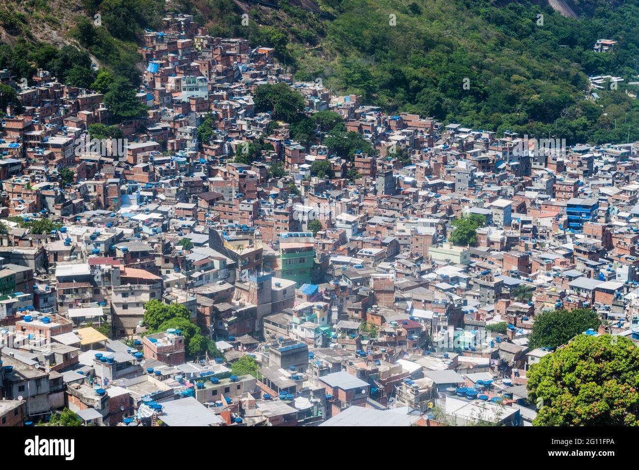 Favela brazil crowded poor hi-res stock photography and images - Alamy