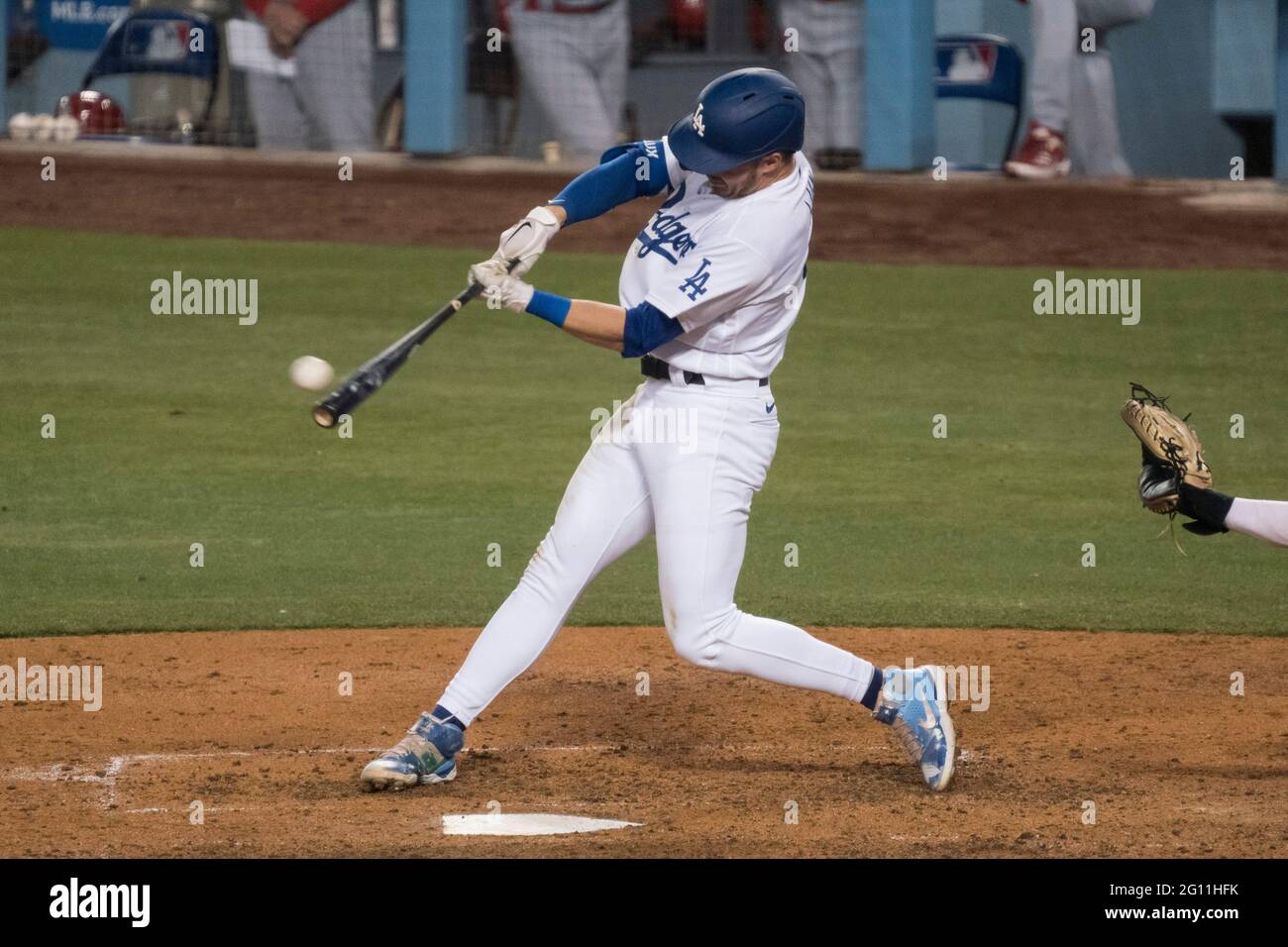 Los Angeles Dodgers second baseman Gavin Lux (9) bats during a MLB game ...