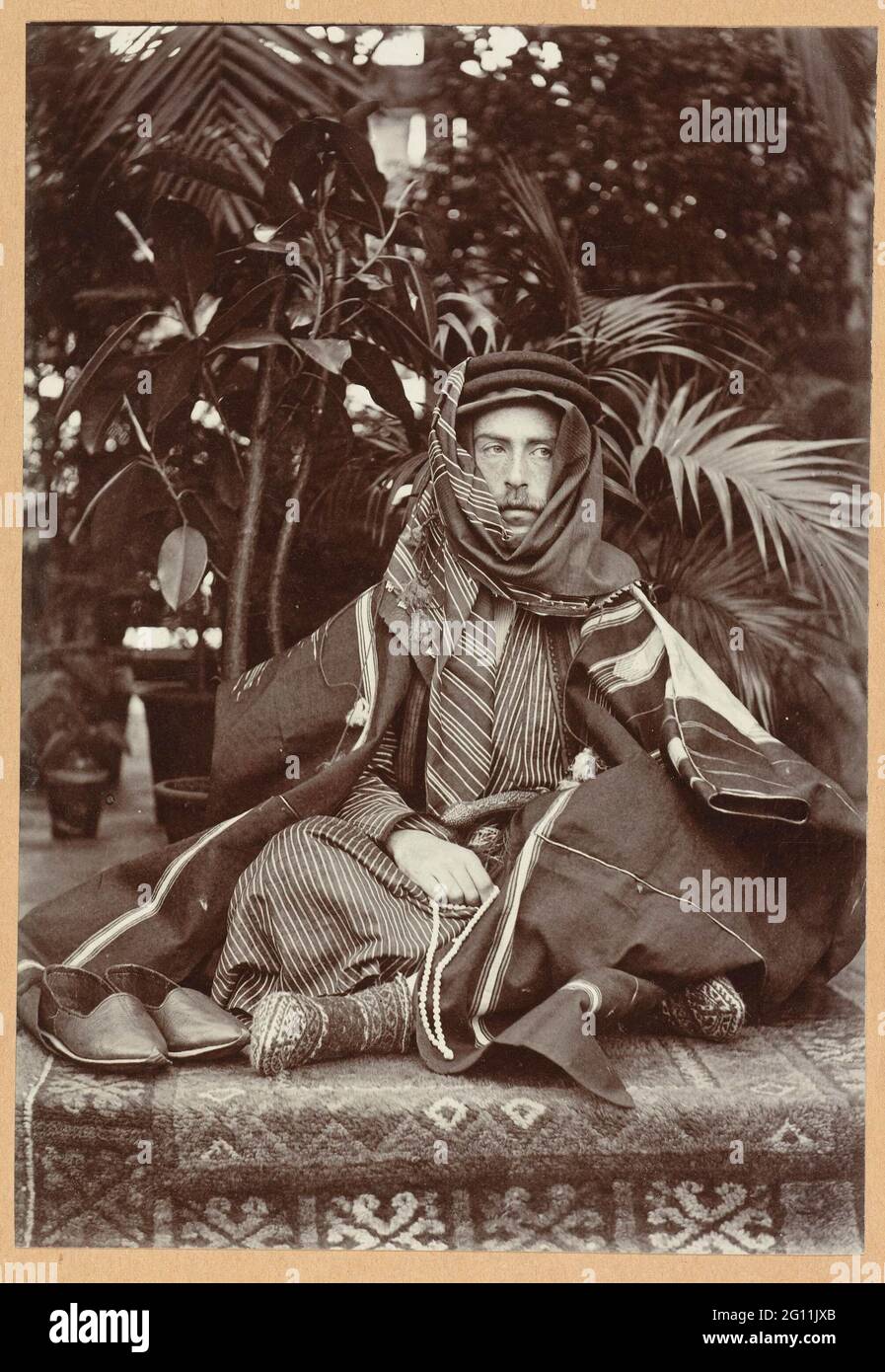 Self-portrait like Sheikh; LDB dressed as Cheikh. The photo is part of ...