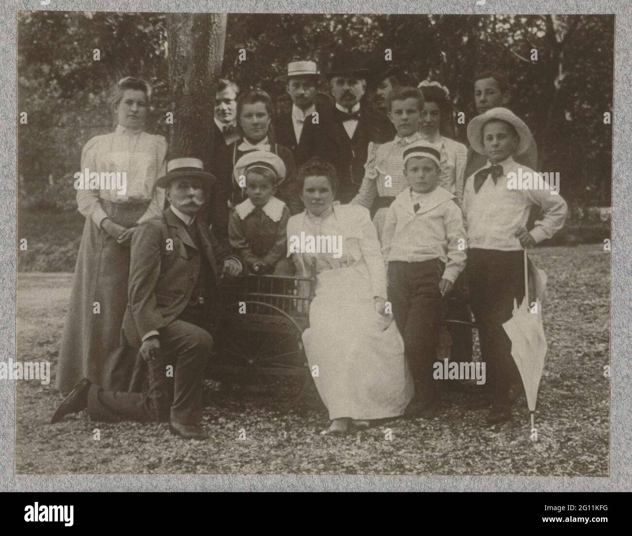 Family portrait of the Kessers, with in the foreground J.B. Aug ...