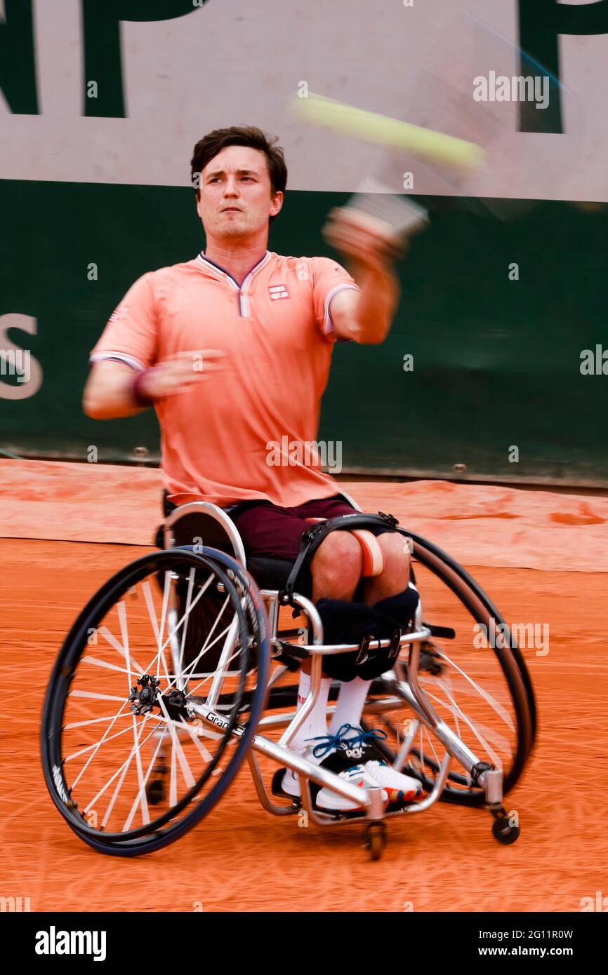 Paris reid hi-res stock photography and images - Alamy