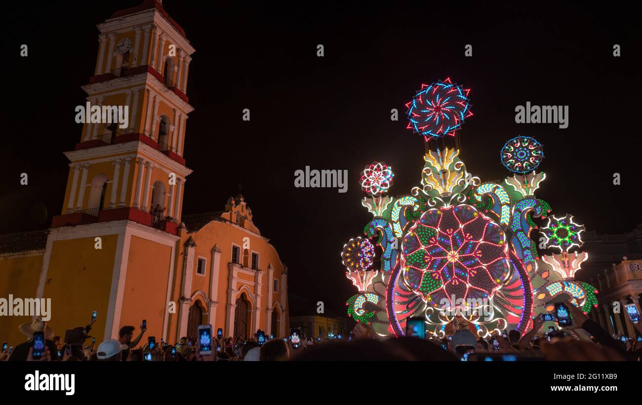 Las Parrandas de Remedios, Villa Clara, Cuba Stock Photo - Alamy
