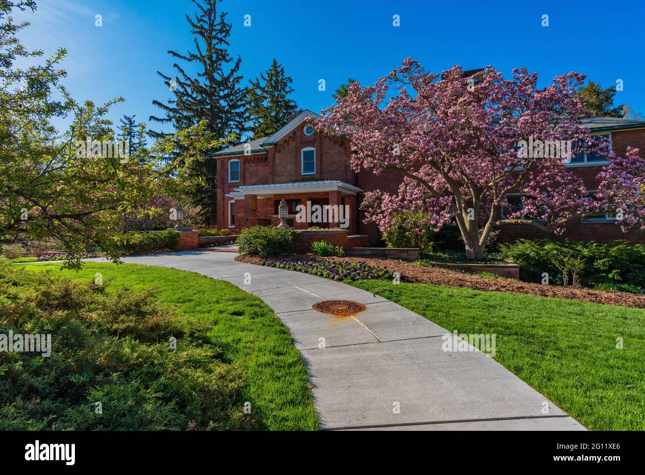 Alice b cowles house hi-res stock photography and images - Alamy