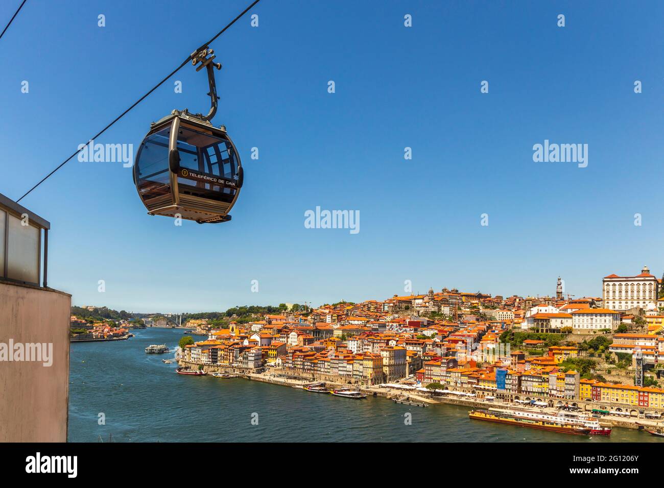 Teleferico de gaia cable car hi-res stock photography and images - Alamy