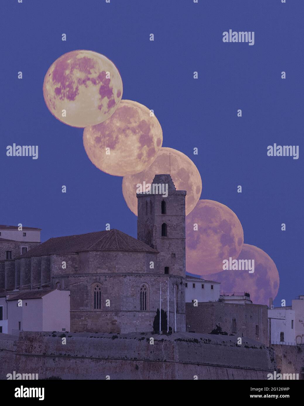 Moon over tower hi-res stock photography and images - Alamy
