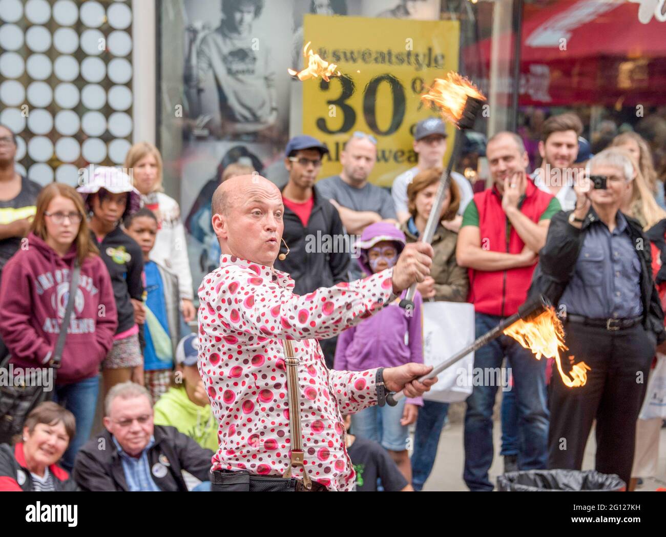 28 fest hi-res stock photography and images - Alamy