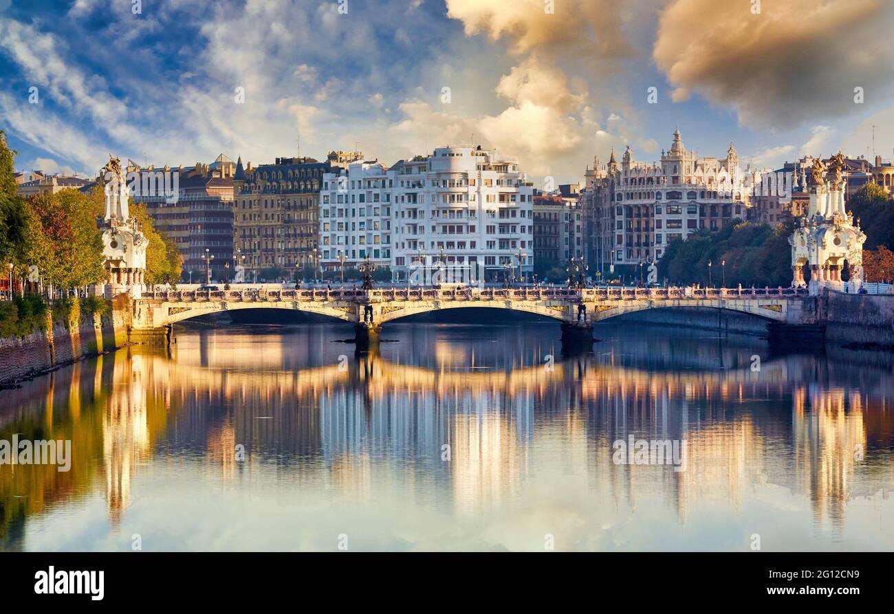 San sebastian bridge hi-res stock photography and images - Alamy