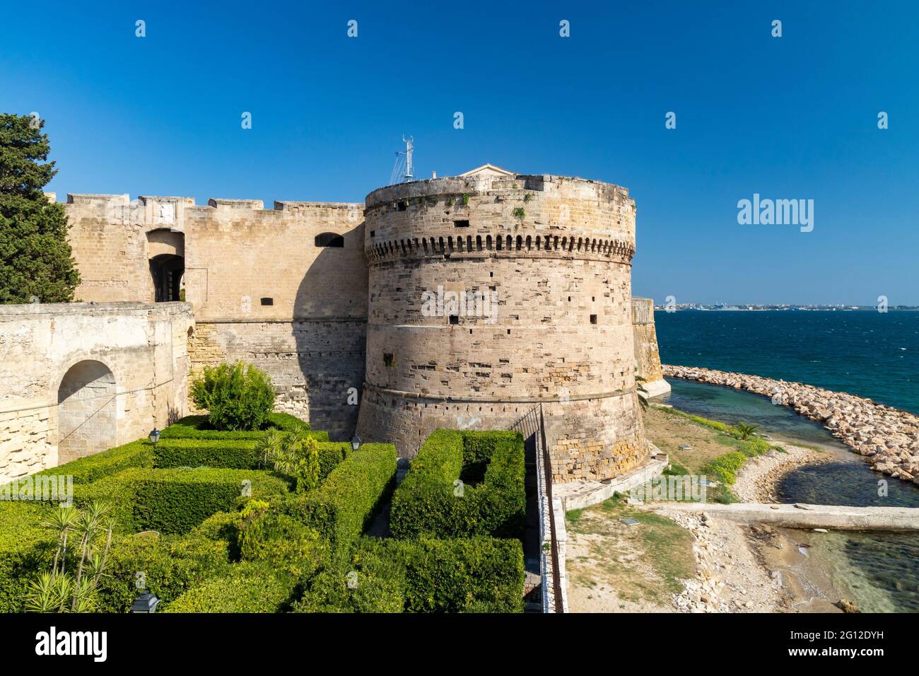 Taranto italy puglia hi-res stock photography and images - Alamy