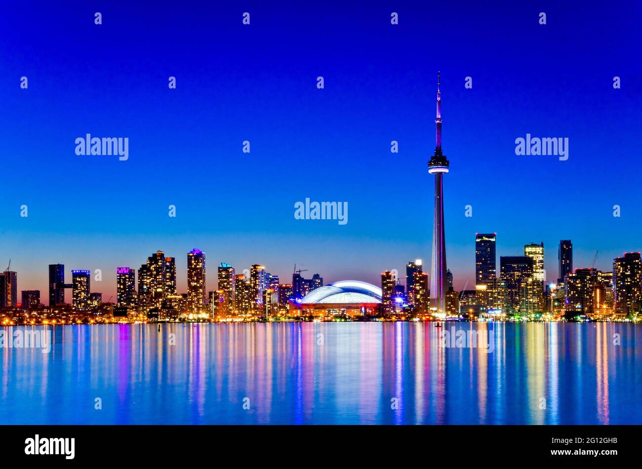 General view of the beautiful Toronto skyline featuring many large ...