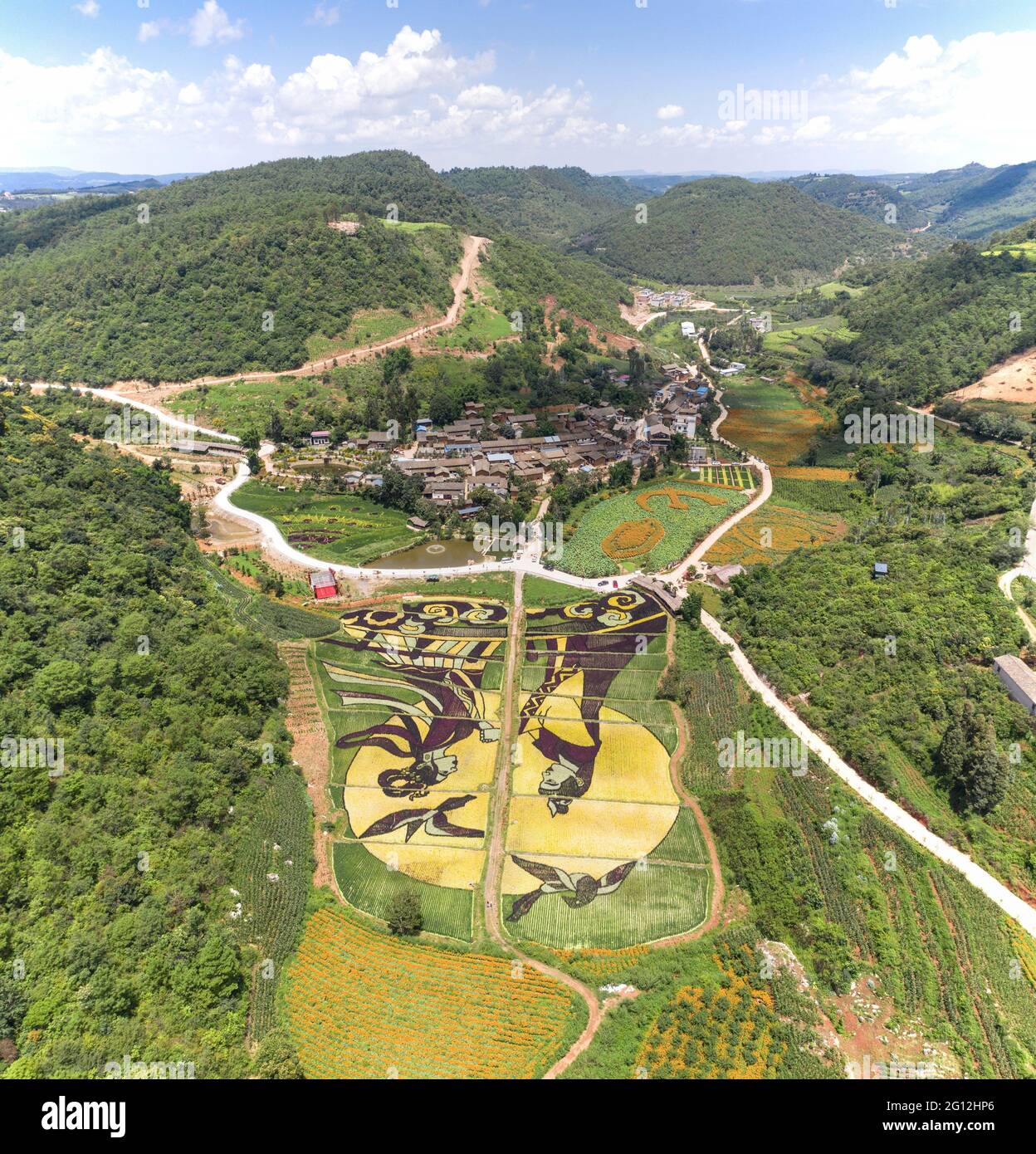 Yiliang hi-res stock photography and images - Alamy