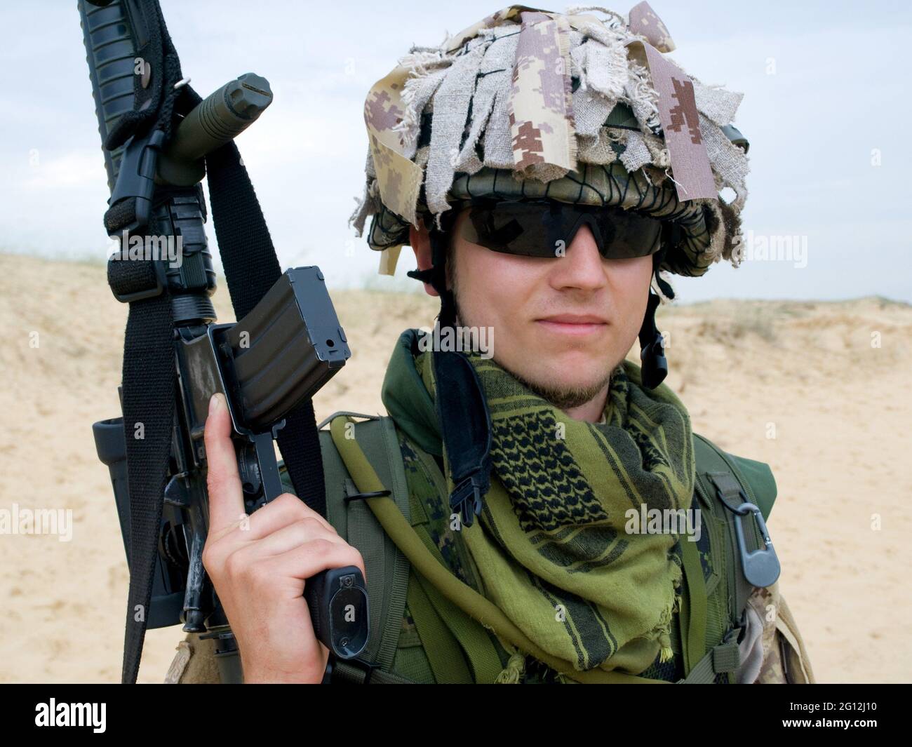 Army uniform desert camouflage hi-res stock photography and images - Alamy