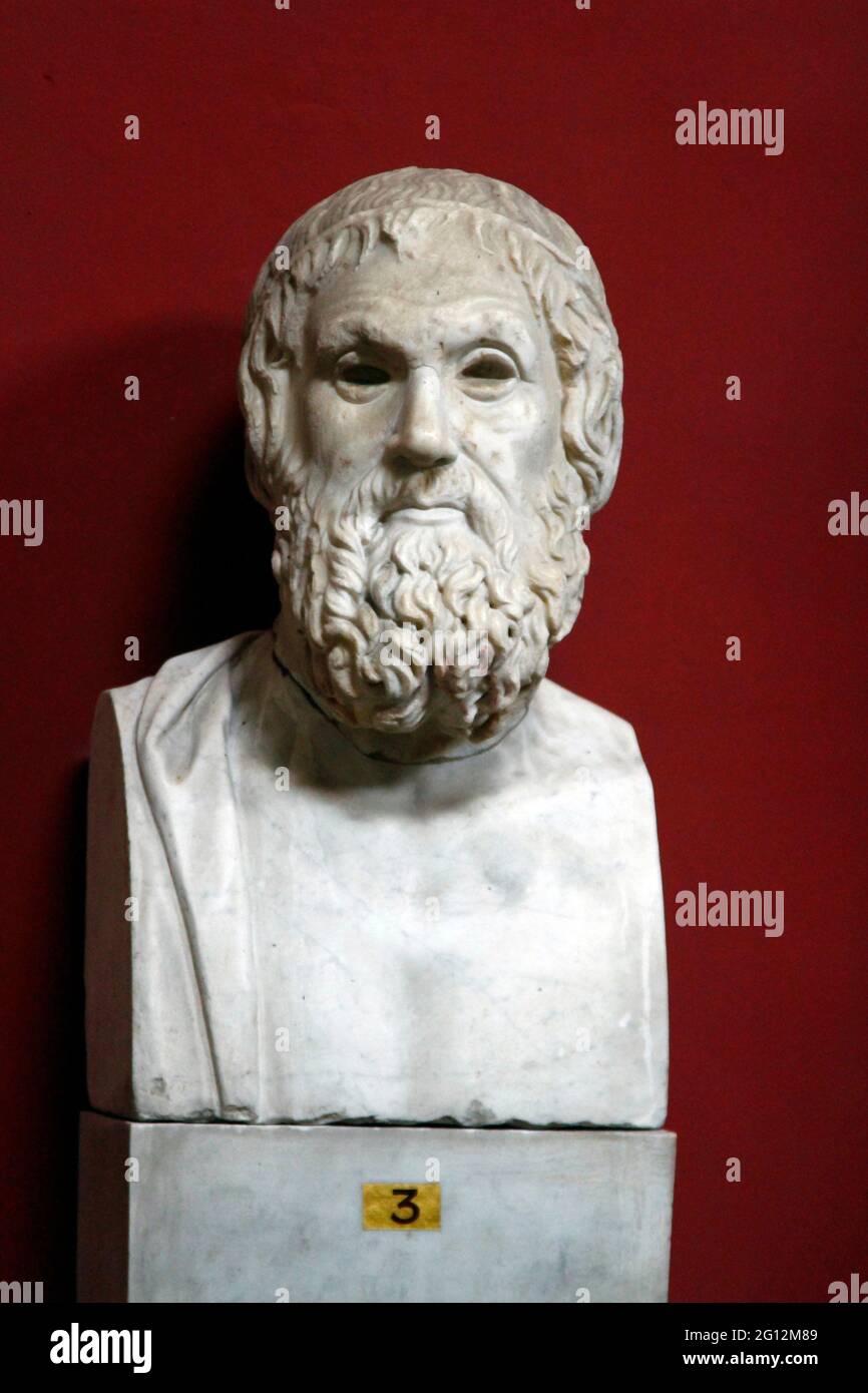 Pythagoras statue hi-res stock photography and images - Alamy