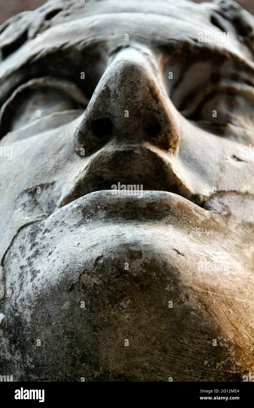Ancient Roman Statue High Resolution Stock Photography and Images - Alamy