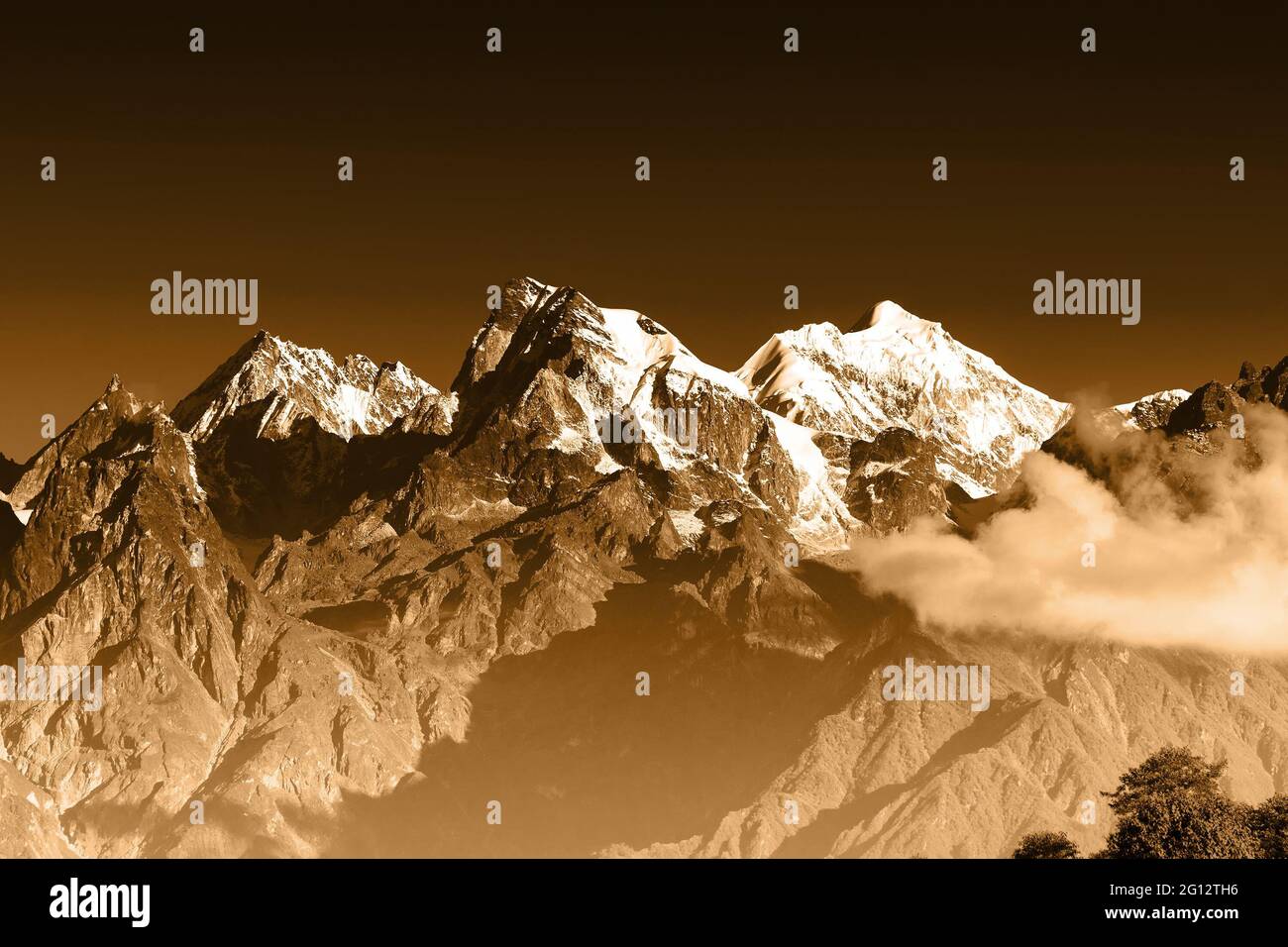 Mount talung hi-res stock photography and images - Alamy