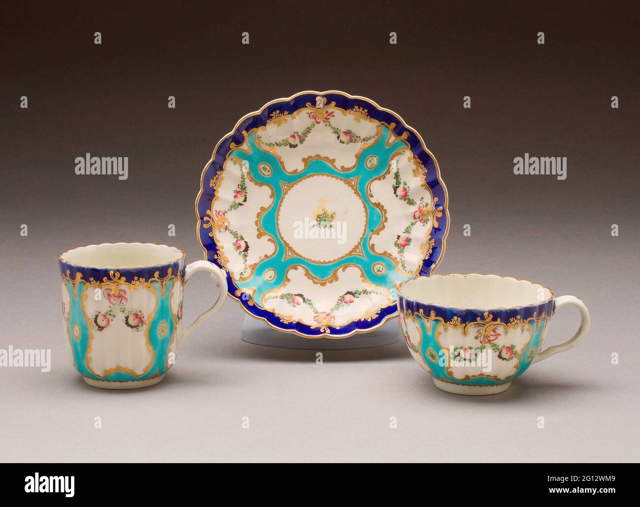 Royal worcester tea hi-res stock photography and images - Alamy