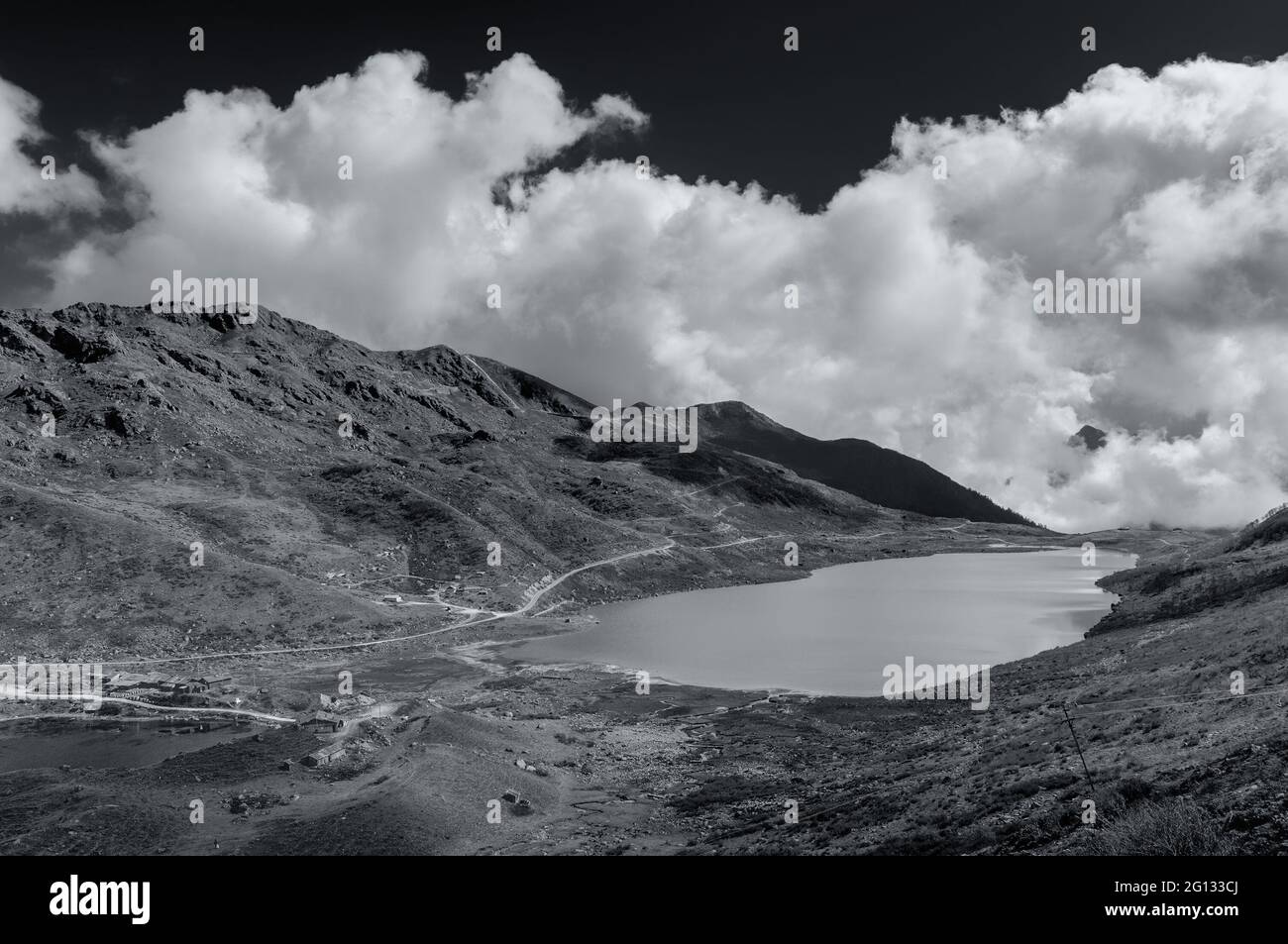 Kupup lake sikkim hi-res stock photography and images - Alamy