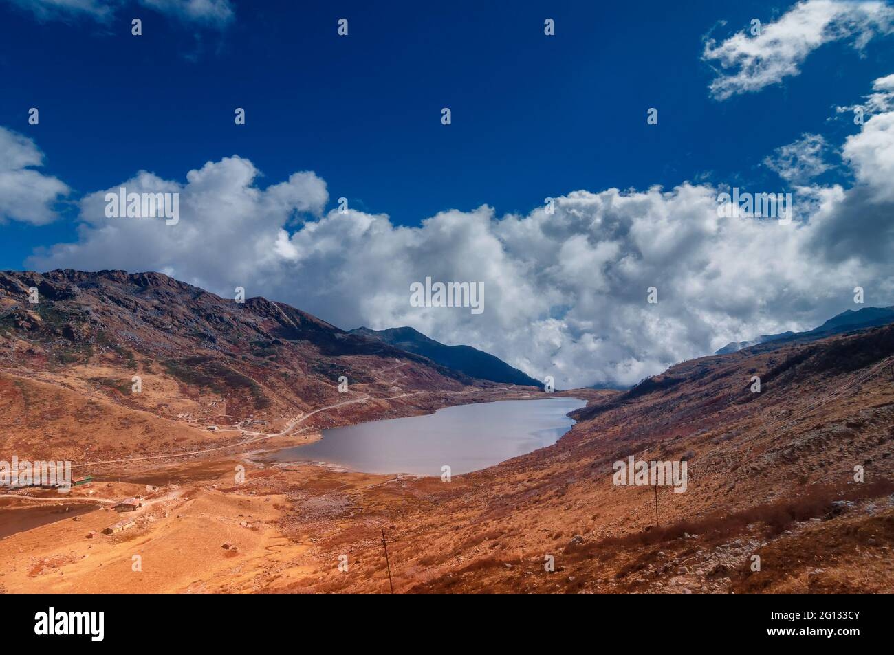 Kupup lake sikkim hi-res stock photography and images - Alamy