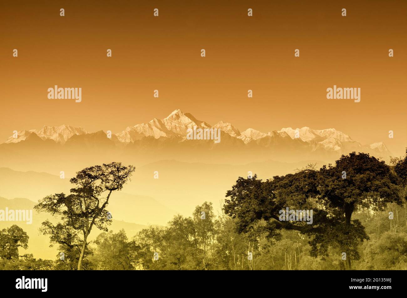 Beautiful view of Silerygaon Village with Kanchenjunga mountain range ...