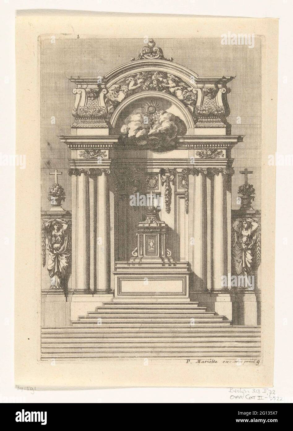 Tabernacle on altar; Authels et Retables. Decorated with the Holy ...