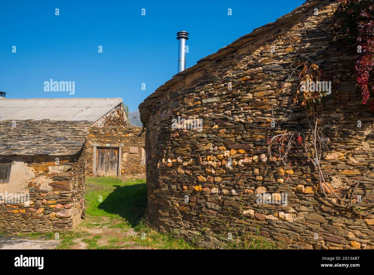 Espinar hi-res stock photography and images - Alamy