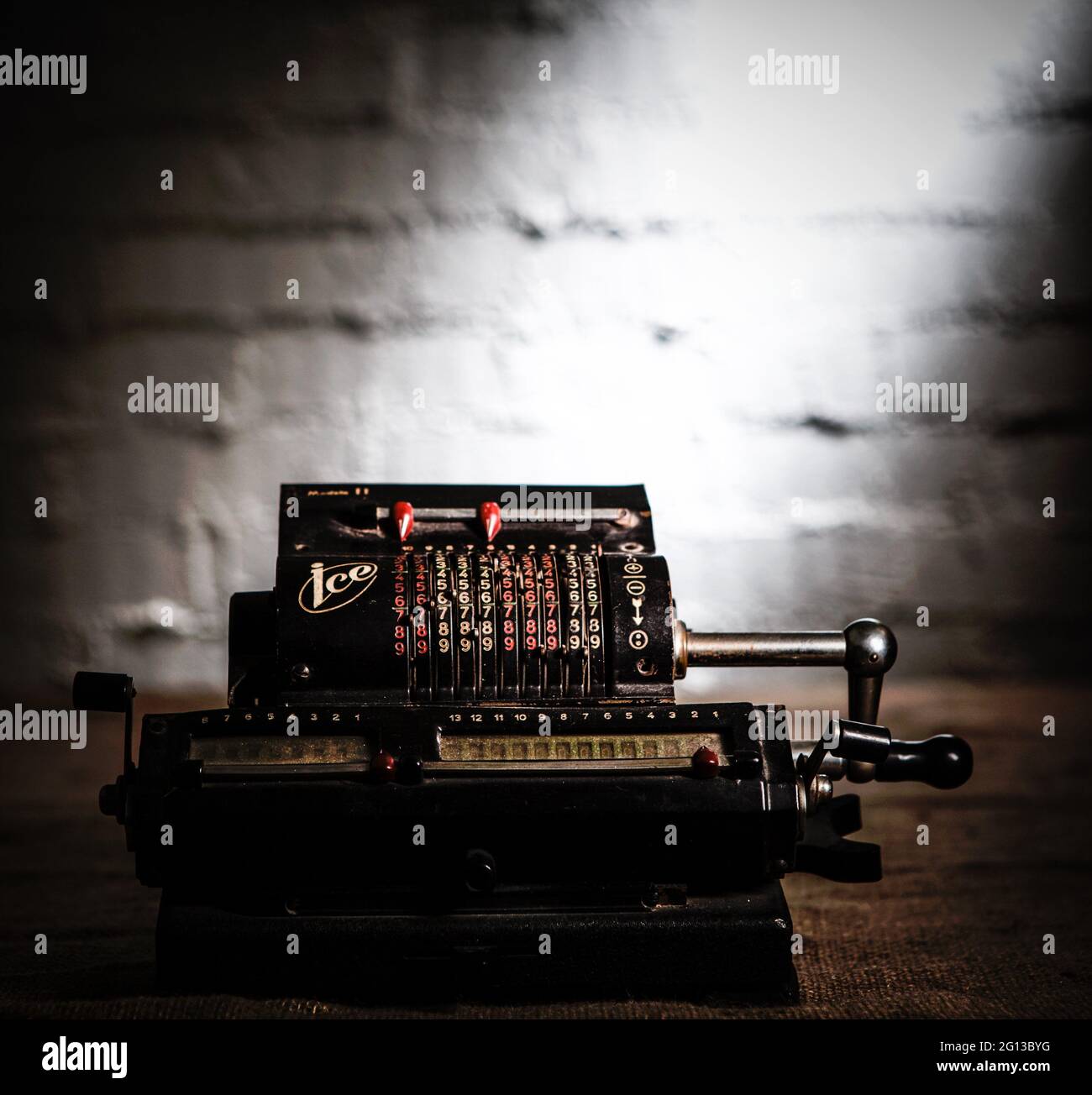 Manual mechanism hi-res stock photography and images - Alamy