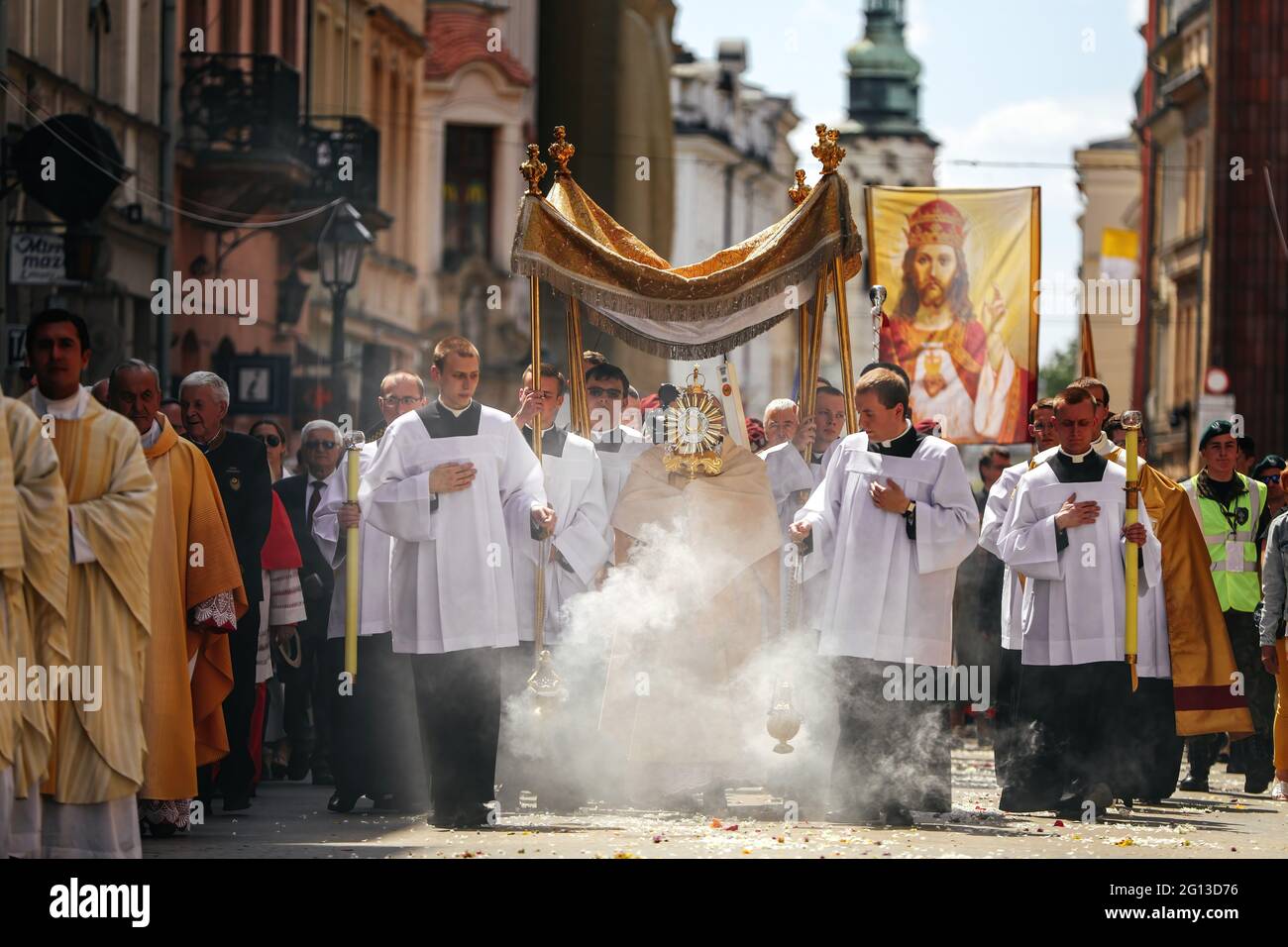 Carry the monstrance hi-res stock photography and images - Alamy