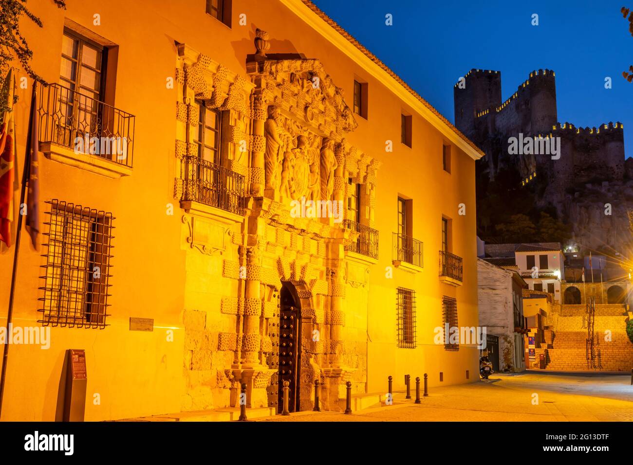 Almansa castle hi-res stock photography and images - Alamy
