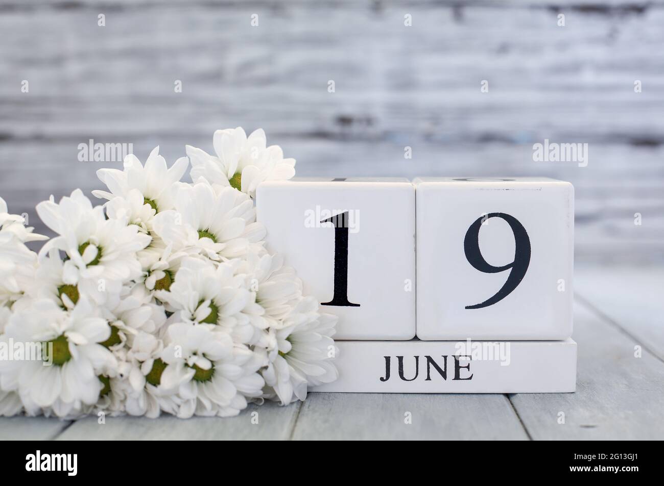19 june calendar hi-res stock photography and images - Alamy