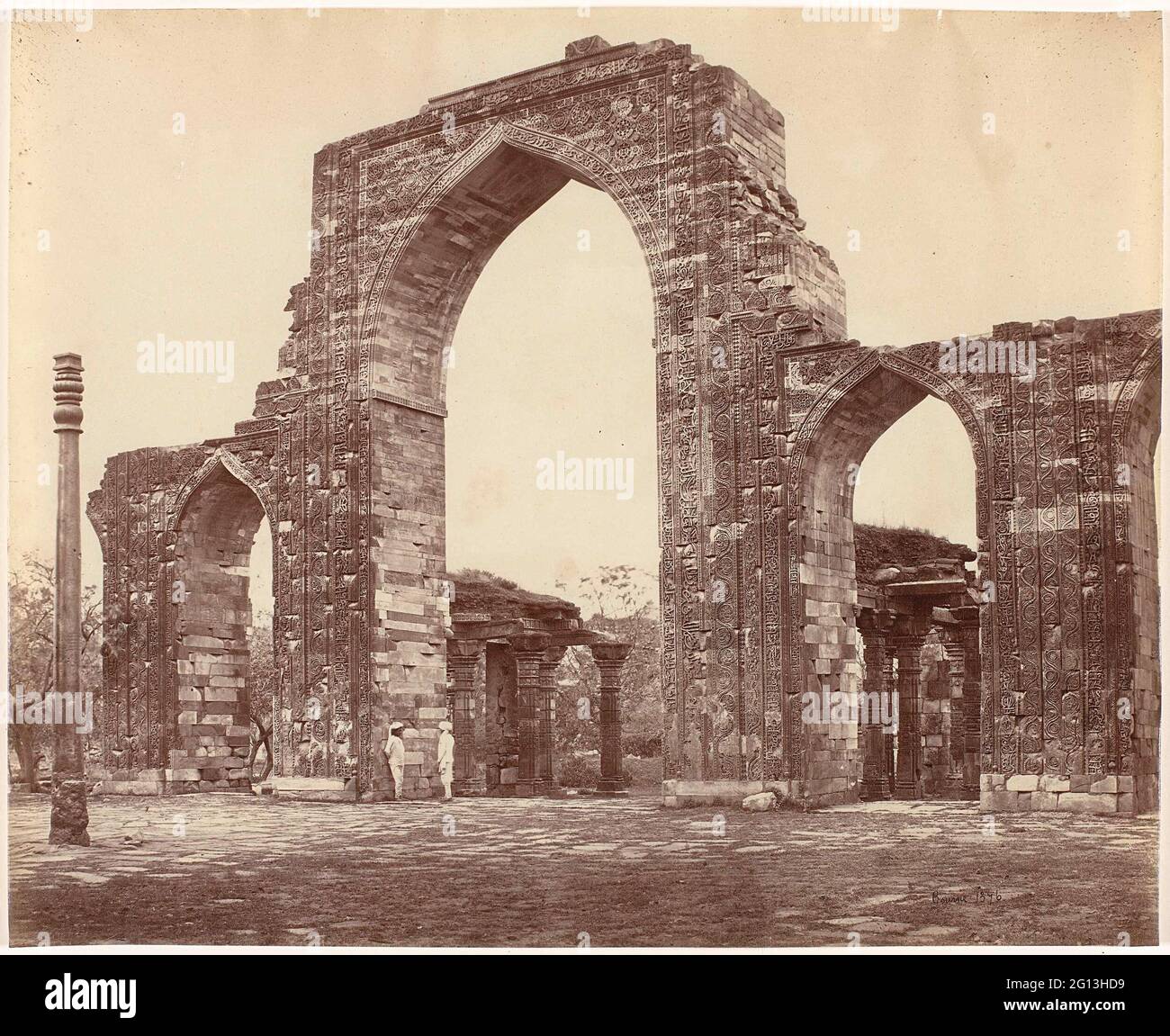 Part of the quwwat-ul Islam mosque in the QUTB complex in Delhi, India ...